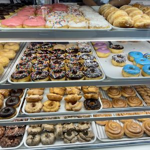 PARLOR DOUGHNUTS - Updated December 2024 - 45 Photos & 10 Reviews ...