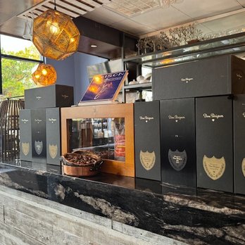 MAISON PUCHA BISTRO - 1193 Photos & 475 Reviews - 1001 Studewood St ...