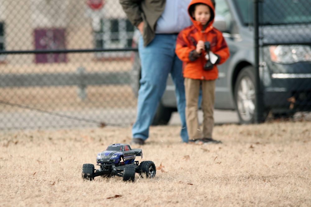 HOTLINE HOBBY - Updated November 2025 - 26 Photos - 1101 W 34th St ...