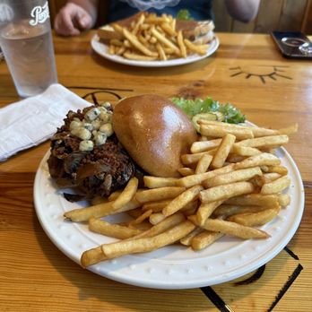 DESCANSO JUNCTION RESTAURANT - Updated July 2024 - 285 Photos & 359 ...