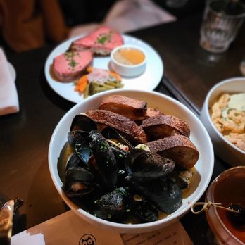 THE BLACK CAT - Updated June 2024 - 498 Photos & 570 Reviews - 3909 ...