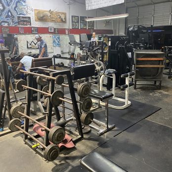 METROFLEX GYM - Updated October 2025 - 21 Photos - 2921 S Cooper St ...