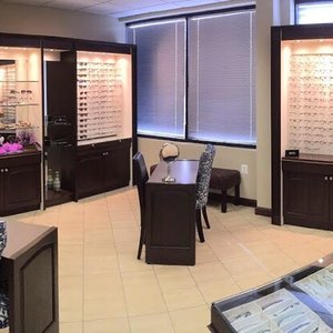 GOEL VISION - Updated December 2025 - 11 Reviews - 1104 Kenilworth Dr ...