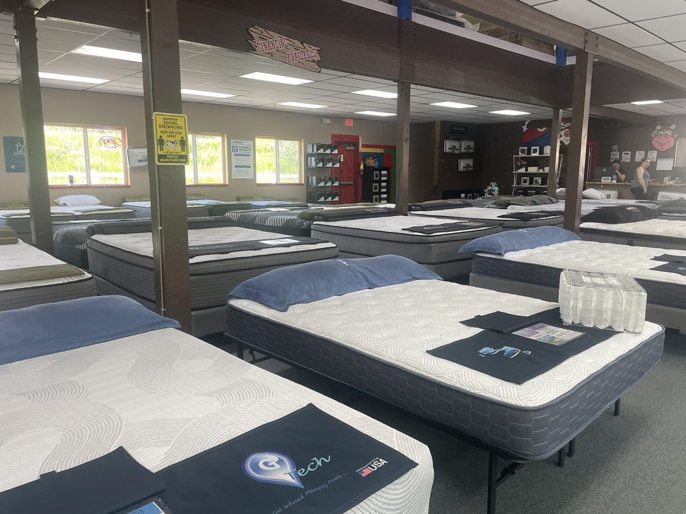 MATTRESS RANCH - Updated October 2025 - 26 Photos - 1150 N Shenandoah ...