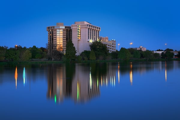 HOLIDAY INN AUSTIN-TOWN LAKE - 162 Photos & 227 Reviews - 20 North Ih ...