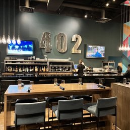 402 EAT + DRINK - Updated October 2025 - 396 Photos & 220 Reviews ...
