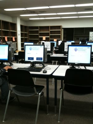 POMONA PUBLIC LIBRARY - Updated December 2025 - 21 Photos & 15 Reviews ...