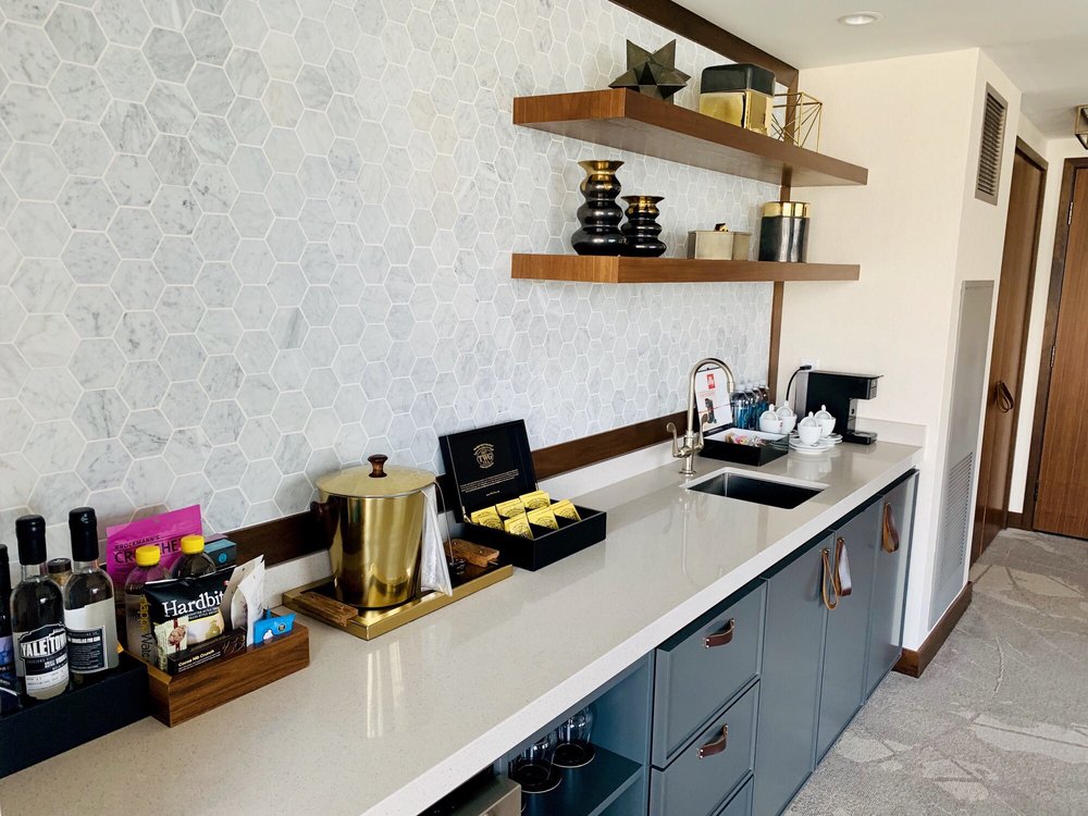 THE DOUGLAS, AUTOGRAPH COLLECTION - 126 Photos & 49 Reviews - 45 Smithe ...