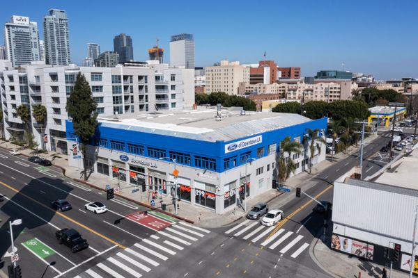 FORD OF DOWNTOWN LA - Updated December 2025 - 61 Photos & 143 Reviews ...