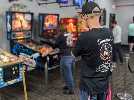 CAPTAIN’S AUCTION WAREHOUSE - 37 Photos & 24 Reviews - 4421 E La Palma ...