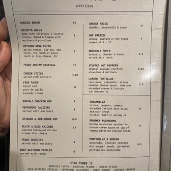 EDWARDS RESTAURANT & LOUNGE - Updated December 2024 - 150 Photos & 78 ...