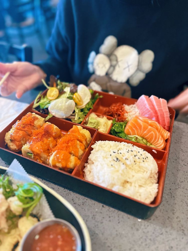 SUSHI Q - Updated August 2025 - 2335 Photos & 924 Reviews - 8325 Elk ...