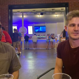 COVINGTON YARD - 124 Photos & 51 Reviews - 401 Greenup St, Covington ...