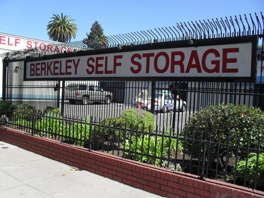 BERKELEY SELF STORAGE - Updated December 2025 - 16 Photos & 68 Reviews ...