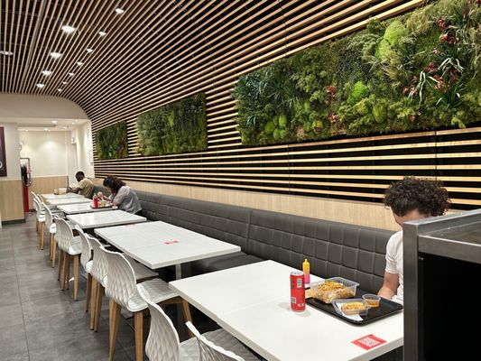 VENG HOUR - Updated May 2024 - 33 Photos & 23 Reviews - 15 parvis de la ...