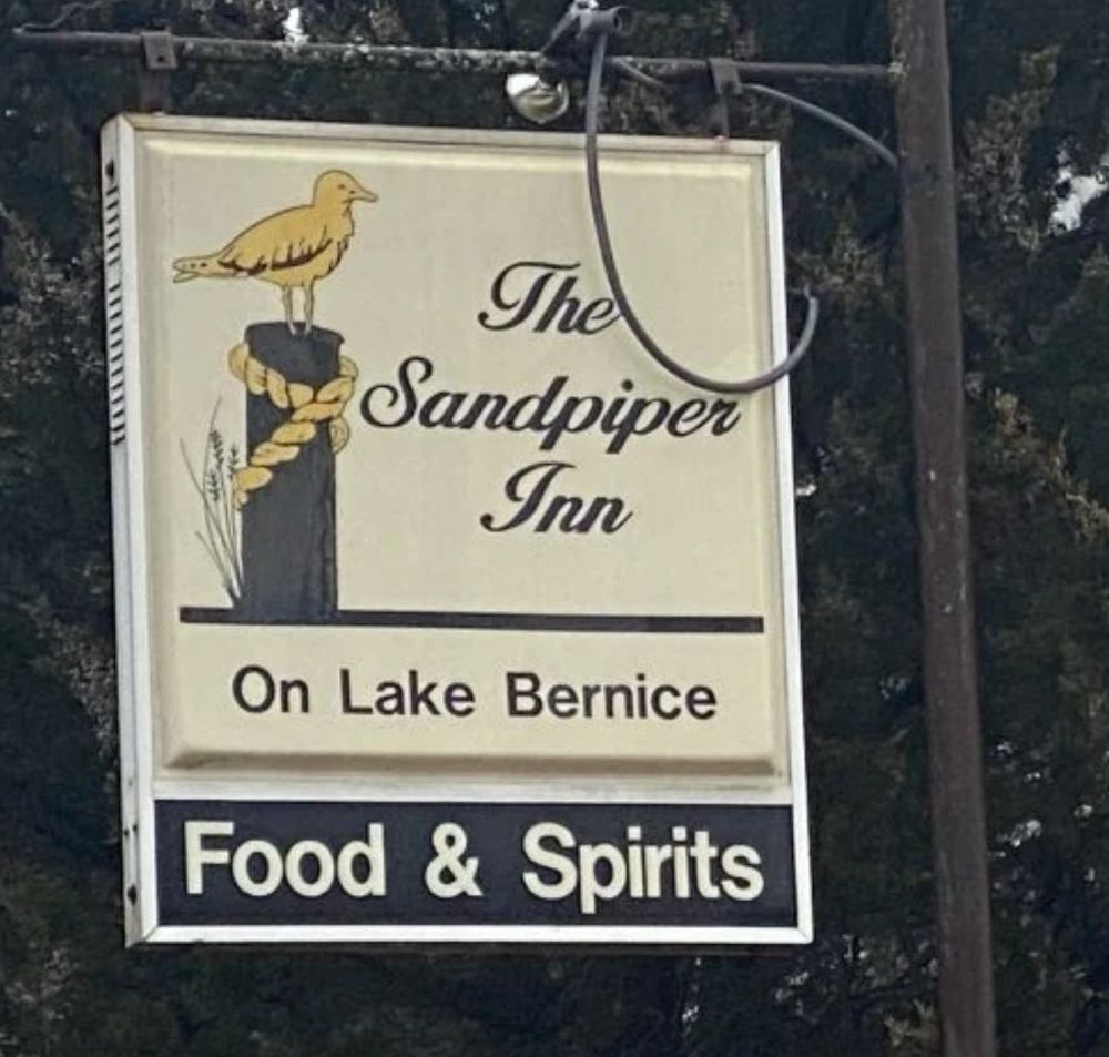 SANDPIPER INN ON LAKE BERNICE - 15 Reviews - W2992 Elmore Dr ...