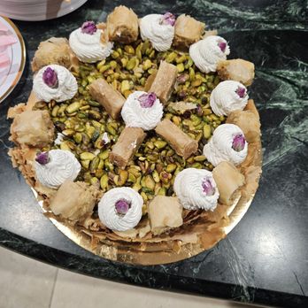 CAESAR’S PASTRY - Updated December 2024 - 501 Photos & 601 Reviews ...