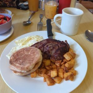 TWISTED GRIDDLE - 14 Photos - 757 Robeson St, Fall River, Massachusetts ...