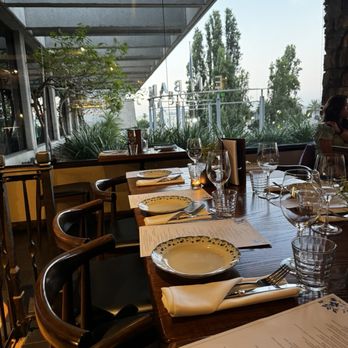 SENS RESTAURANT - Updated October 2025 - 1504 Photos & 1110 Reviews - 4 ...