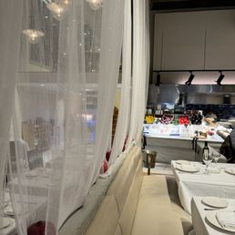 ESTIATORIO MILOS - MIDTOWN NEW YORK - Updated January 2025 - 1598 ...