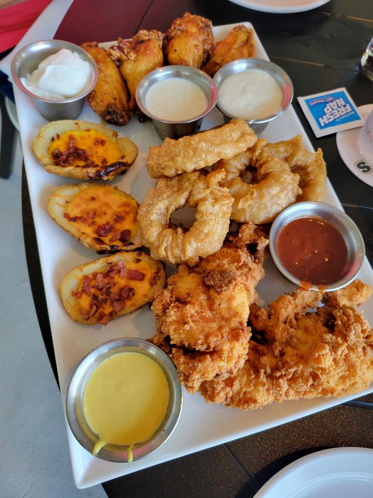 BOOSTERS BAR AND GRILL - Updated January 2025 - 38 Photos & 27 Reviews ...