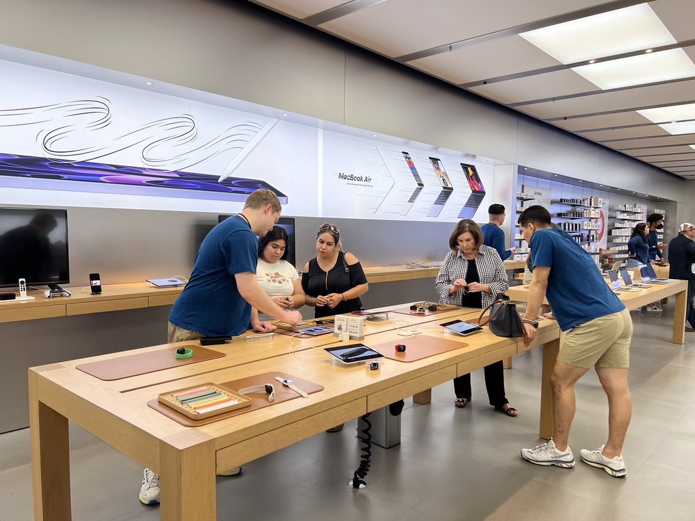APPLE NORTHPARK CENTER - Updated July 2024 - 57 Photos & 275 Reviews ...