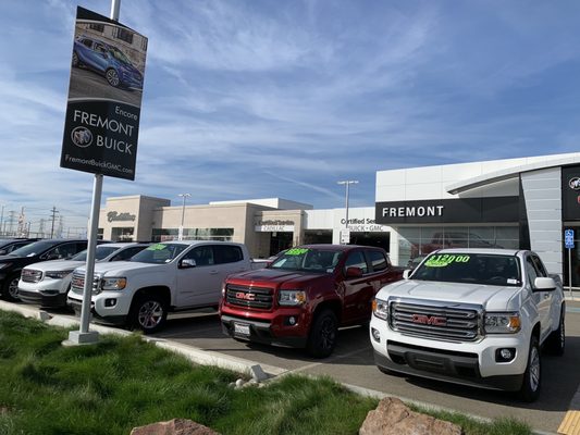 FREMONT BUICK GMC - 129 Photos & 452 Reviews - 5939 Auto Mall Pkwy ...