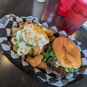 SNEAKY’S BAR & BURGER JOINT - Updated November 2024 - 71 Photos & 51 ...