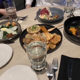 TABLE 28 - Updated December 2025 - 345 Photos & 259 Reviews - 1501 ...