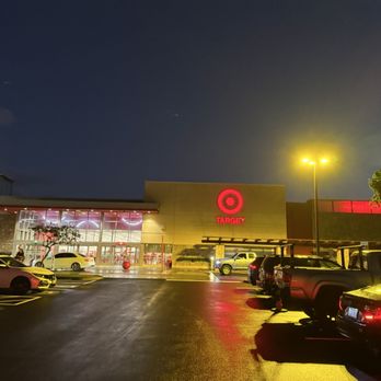 TARGET - Updated December 2025 - 967 Photos & 161 Reviews - 100 Hookele ...