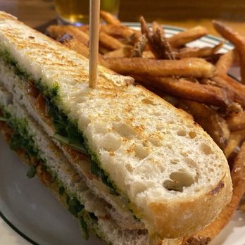 GRIND BURGER KITCHEN - Updated November 2025 - 745 Photos & 772 Reviews ...