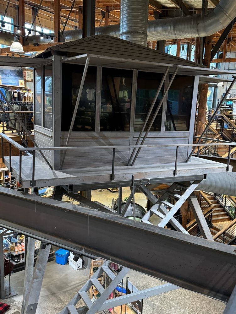 REI - Updated October 2025 - 664 Photos & 644 Reviews - 222 Yale Ave N ...