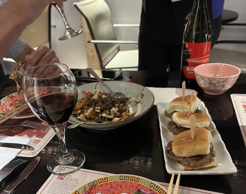 MONGOOSE - Updated October 2025 - 39 Photos & 19 Reviews - 208 W Howry ...