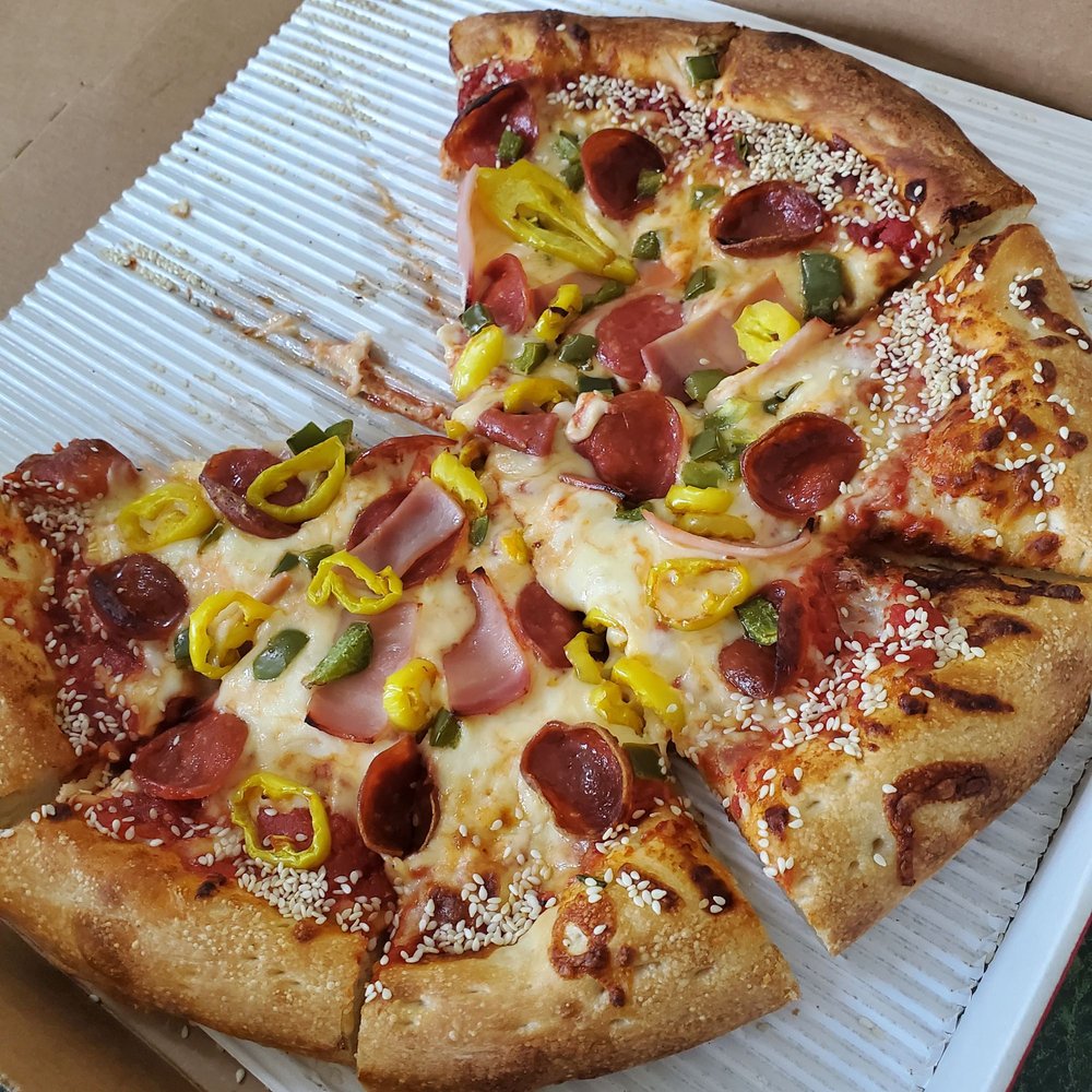 CLOVERLEAF PIZZA - Updated July 2025 - 23 Photos & 50 Reviews - 15670 E ...