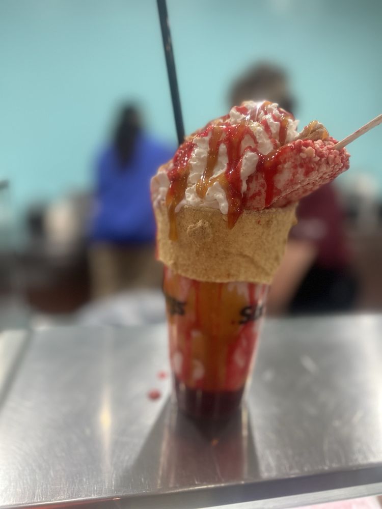 SIX FLAGS MAGIC MOUNTAIN - Updated October 2025 - 5712 Photos & 4361 ...