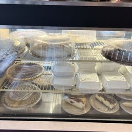 RED SQUIRREL - Updated July 2025 - 17 Photos & 31 Reviews - 918 Dalton ...