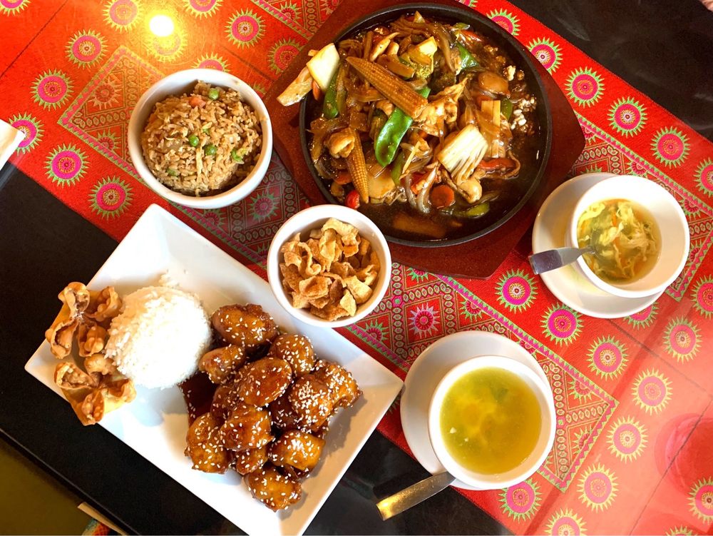 KUE’S CAFE - Updated May 2025 - 138 Photos & 95 Reviews - 1452 Main St ...