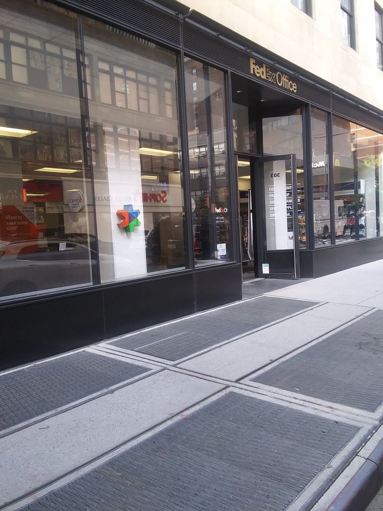 FEDEX OFFICE PRINT & SHIP CENTER - 11 Photos & 55 Reviews - 303 W 56th ...