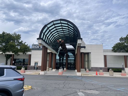 OAKLAND MALL - Updated December 2025 - 21 Photos - 412 W 14 Mile Rd ...