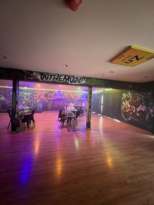 INTOXICATED CHEMIST - Updated October 2025 - 25 Photos - 4133 Whitney ...