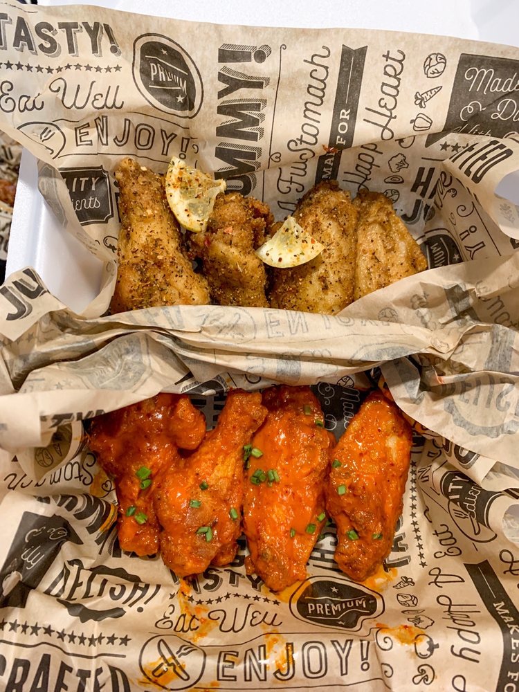 FAT BIRDS WING BAR - Updated July 2025 - 81 Photos & 58 Reviews - 3209 ...