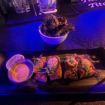 42 BAR AND GRILL - Updated April 2025 - 113 Photos & 33 Reviews - 327 ...