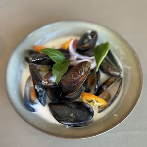 GOLDEN TRIANGLE ASIAN FUSION - 195 Photos & 49 Reviews - Laotian - 9320 ...