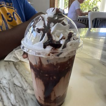 THE QUARTERS COFFEE HOUSE - Updated September 2025 - 420 Photos & 164 ...