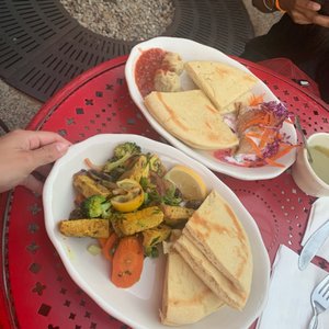 HIMAL CHULI - 183 Photos & 285 Reviews - 318 State St, Madison ...