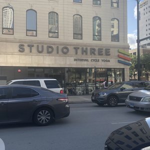 STUDIO THREE - 75 Photos & 166 Reviews - Yoga - 648 N Clark St, Chicago ...