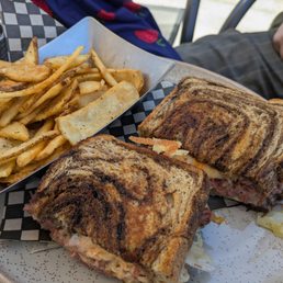 BRAND 44 N TAVERN - Updated July 2025 - 143 Photos & 106 Reviews - 8060 ...