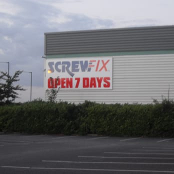 SCREWFIX TRADE COUNTER - Updated November 2024 - Clifton Moor Centre ...