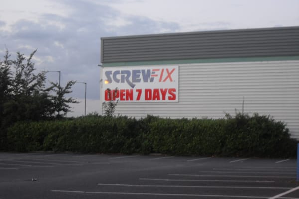 SCREWFIX TRADE COUNTER - Updated November 2024 - Clifton Moor Centre ...