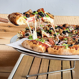 REDWOOD PIZZA AND WINGS - DUARTE - Updated October 2025 - 147 Photos ...